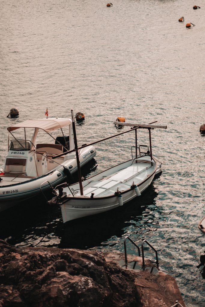 El llaut, el barco del Mediterráneo que está tan de moda