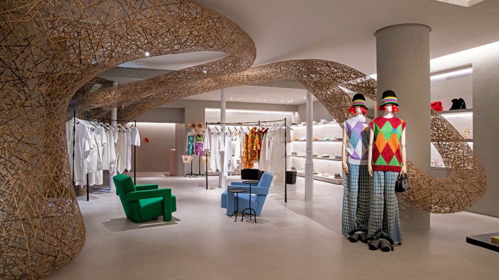 Casa Loewe Barcelona, más que una 'flagship store' es una galería de arte