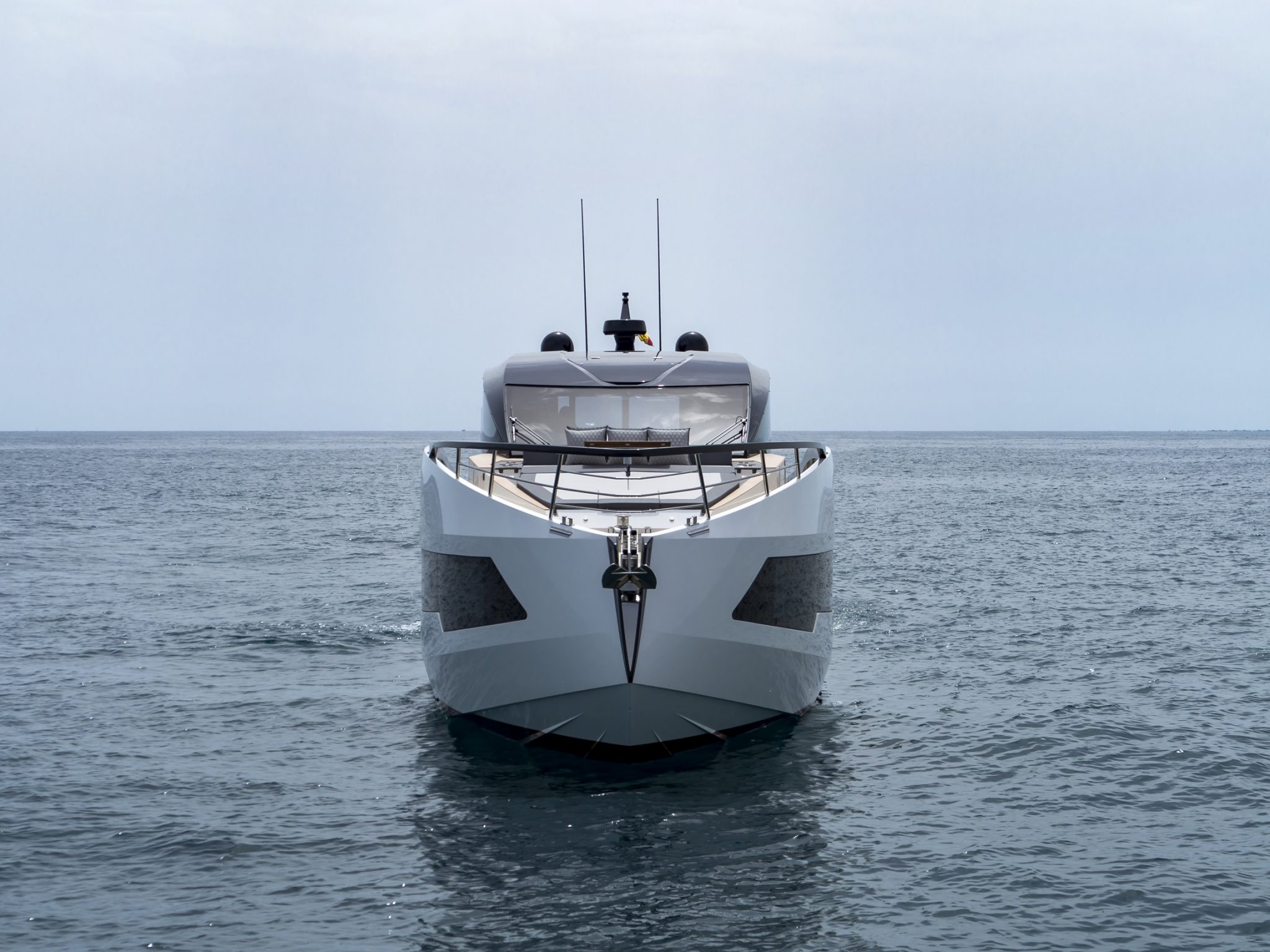 El nuevo yate de Astondoa elegido por sus fans, 677 Coupe