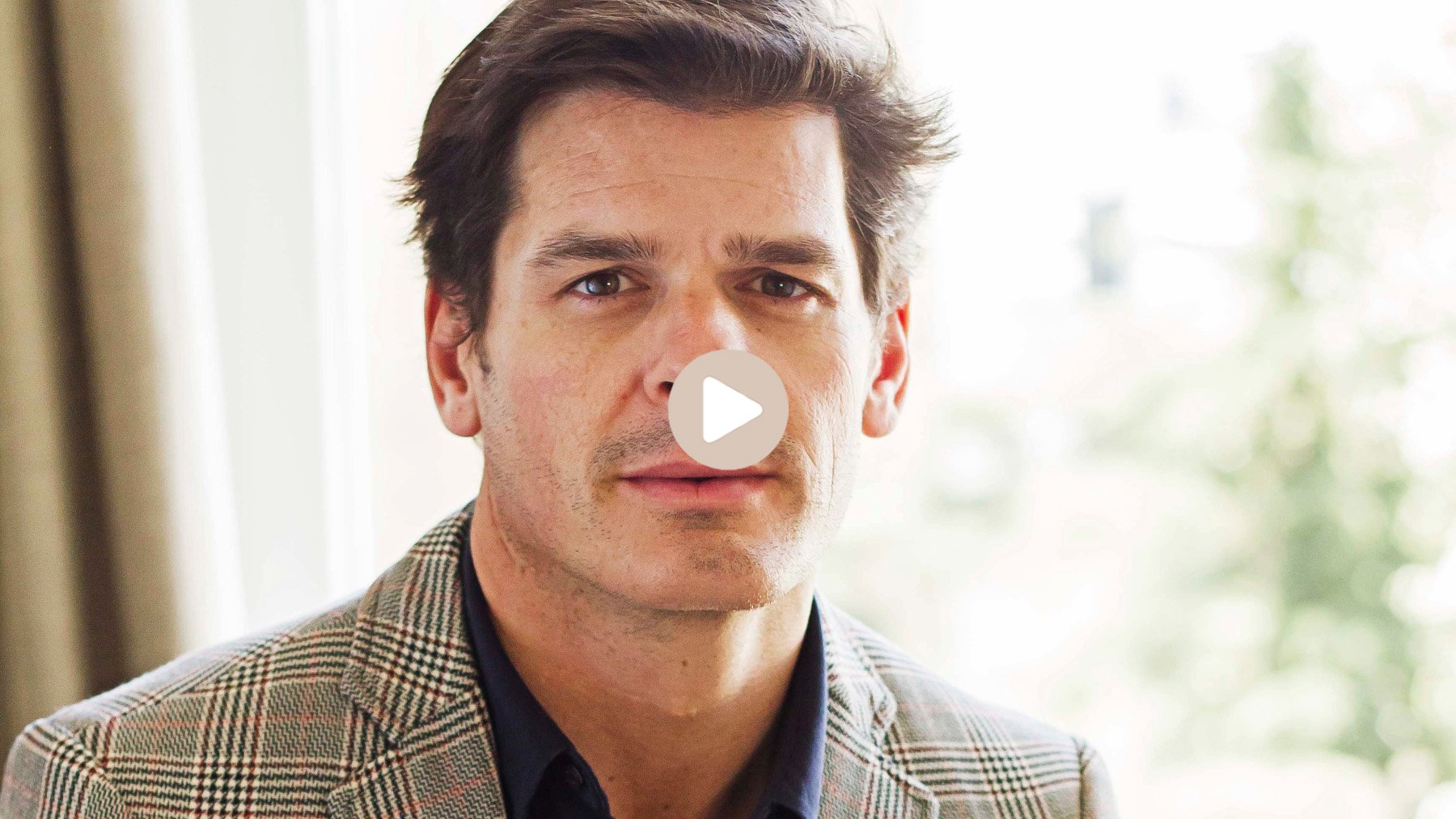 Entrevistamos al empresario y promotor Julio Iranzo, un 'orfebre de lo ...