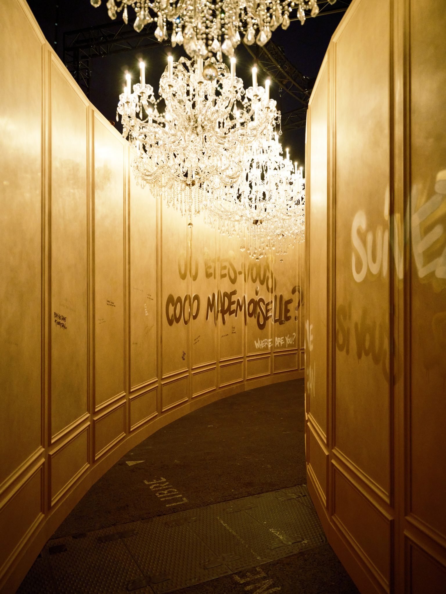 La exposición en París del perfume más icónico de Chanel