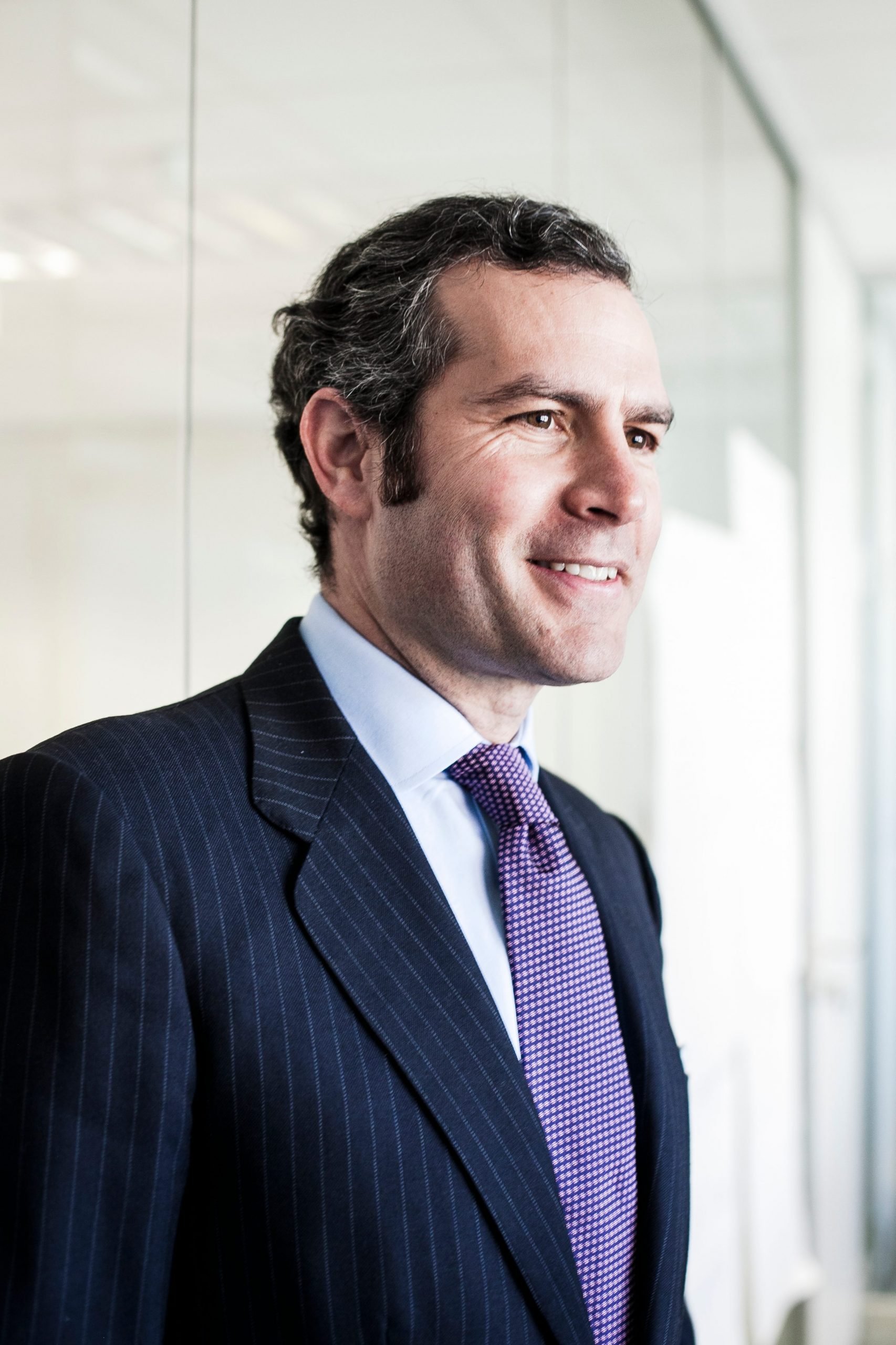 Gonzalo Brujó, CEO de Interbrand, nos recibe en su despacho