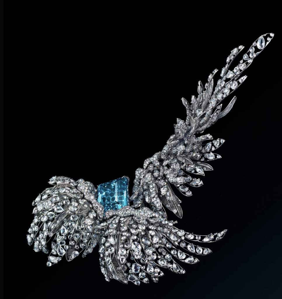 El poder hipnótico de las joyas artesanales de la diseñadora Elsa Jin