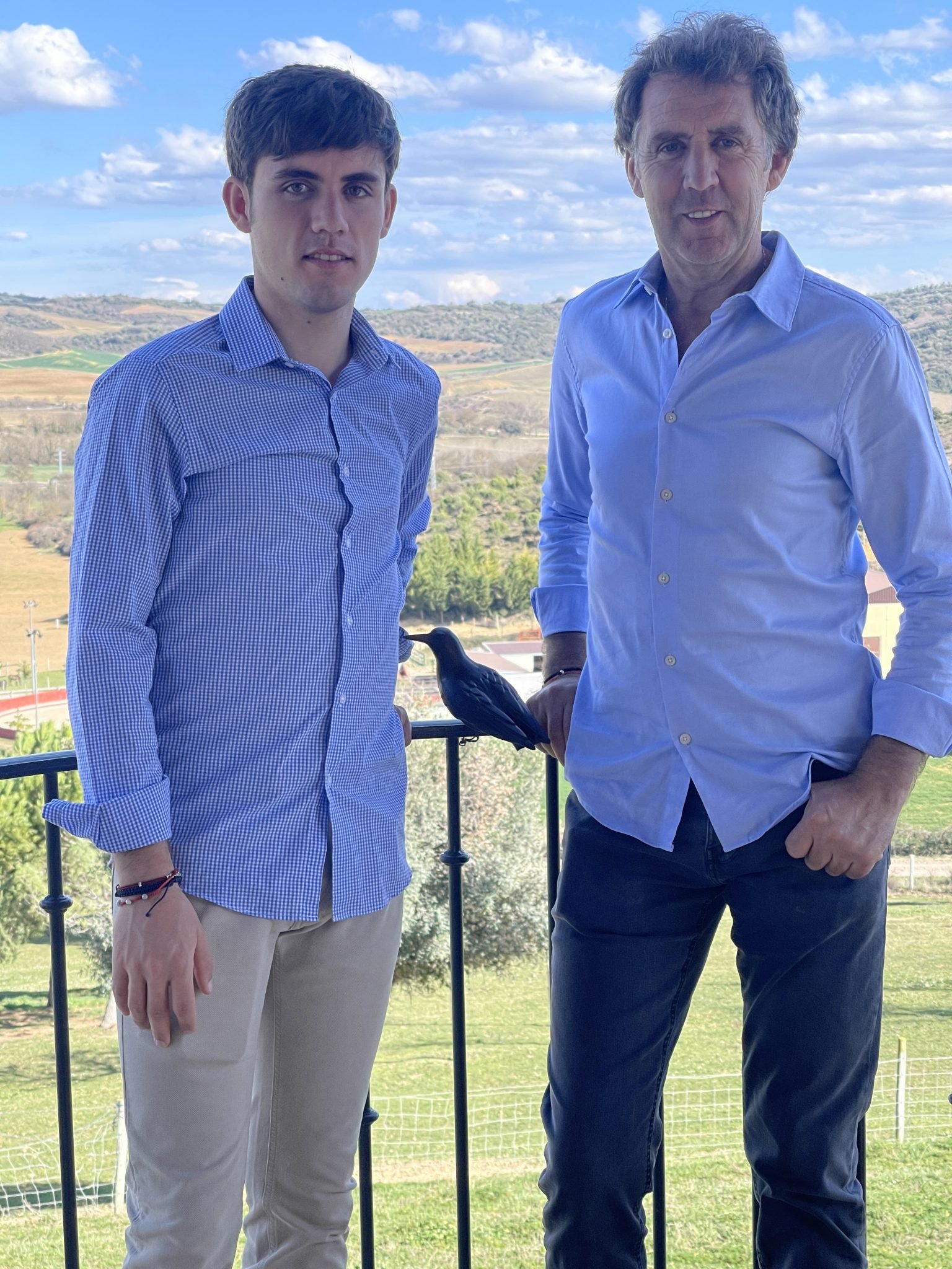 Entrevista con los rejoneadores Hermoso de Mendoza : padre e hijo