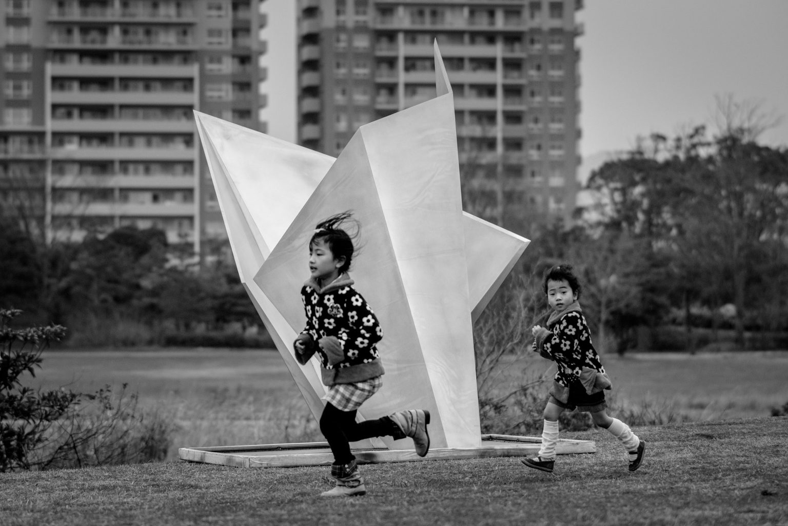 El escultor de acero, Arturo Berned nos abre las puertas de su estudio