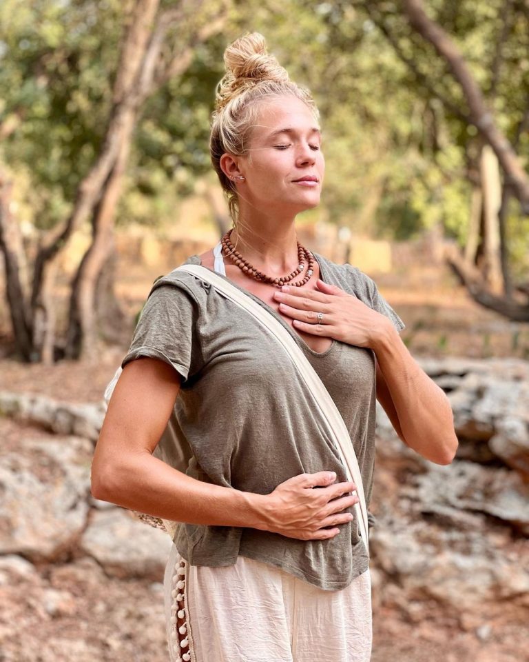 Hablamos con Patry Montero y Álex Adrover sobre su marca de yoga