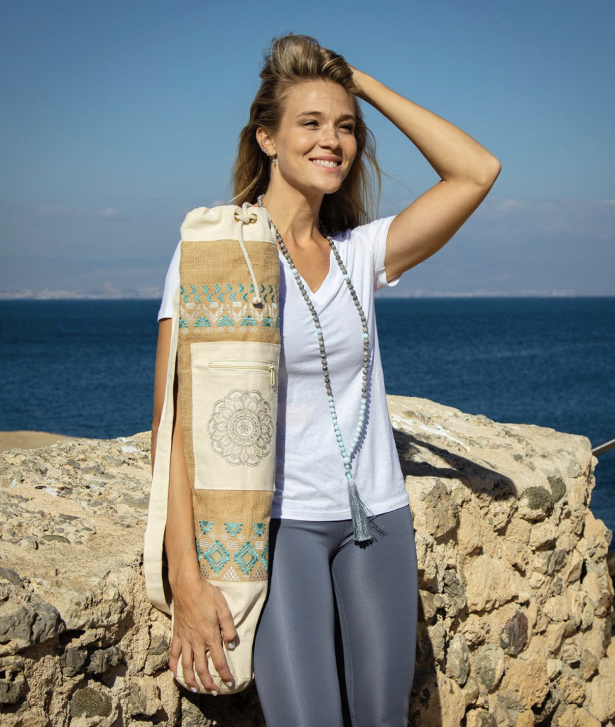 Hablamos con Patry Montero y Álex Adrover sobre su marca de yoga