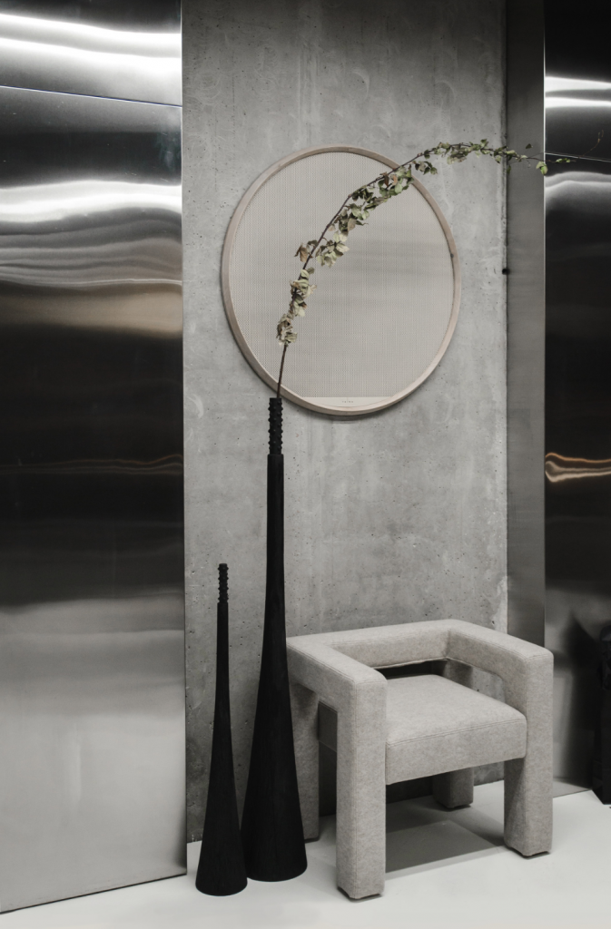 El sofisticado negro se mete de nuevo en la decoración