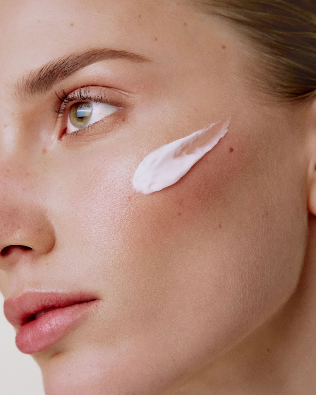 Diez cremas hidratantes con las que lucir un rostro saludable