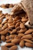 Beneficios de las almendras, el fruto seco perfecto para picar entre horas