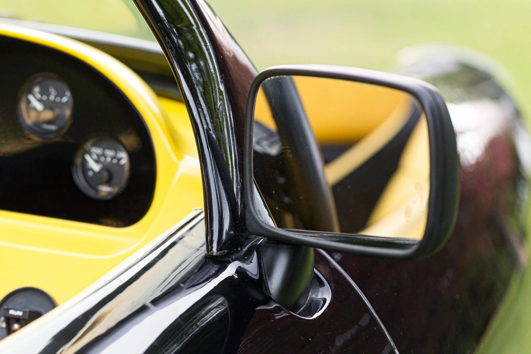 La lancha de Porsche que rememora su modelo más vintage