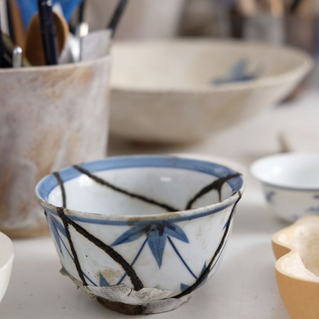 La experta Clara Graziolino nos explica todo sobre el kintsugi, la técnica japonesa de ...