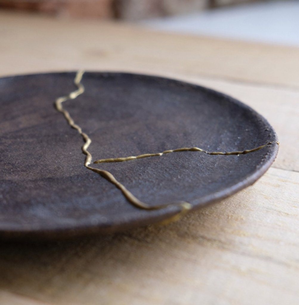 La experta Clara Graziolino nos explica todo sobre el kintsugi, la técnica japonesa de ...