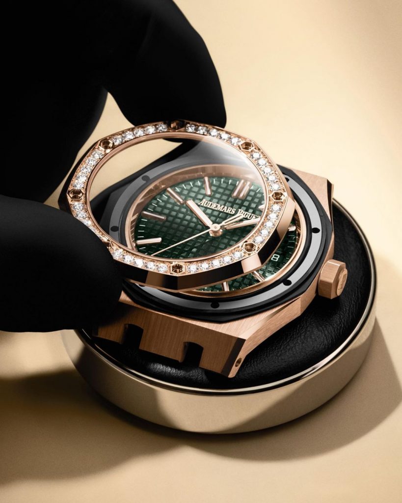 Funciones, tipos e importancia del bisel, pieza indispensable en relojería