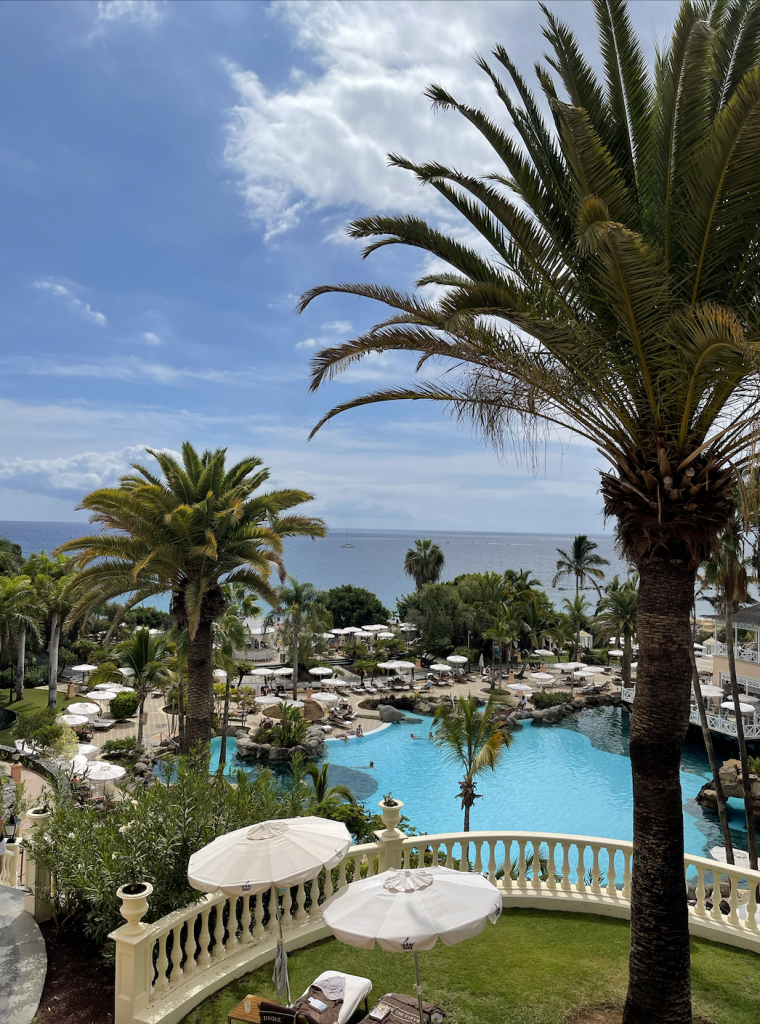 Nos alojamos en el Gran Hotel Bahía del Duque, el exclusivo resort