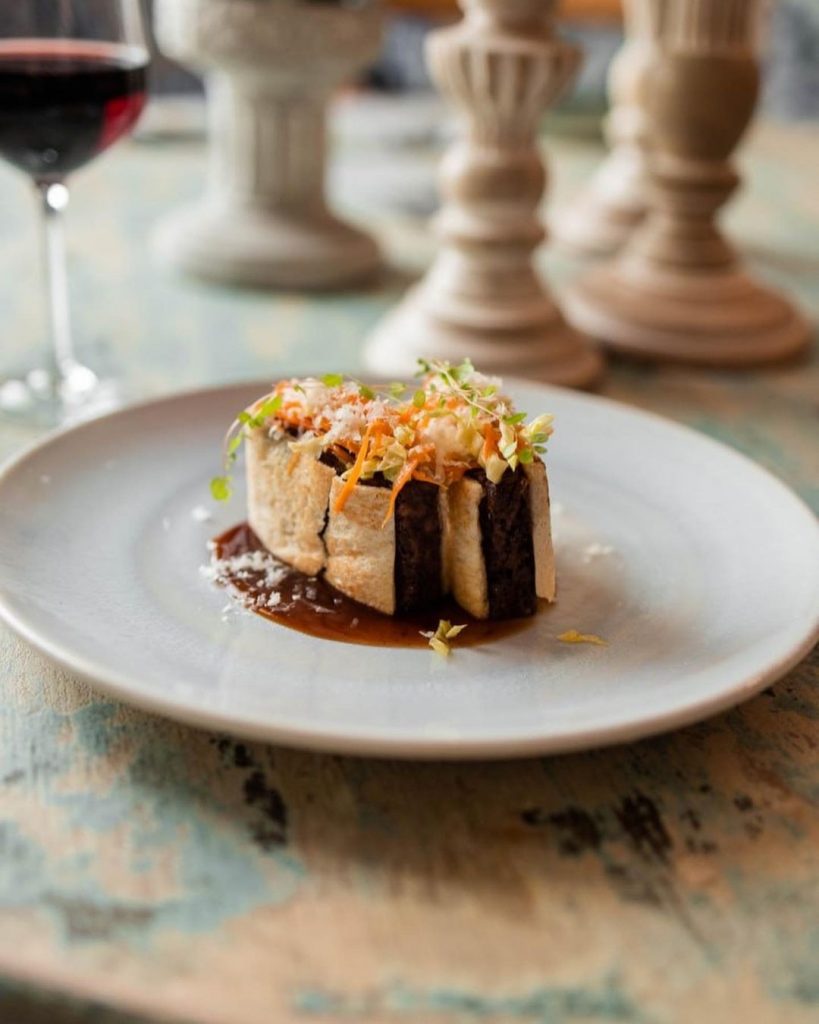 Ostinato, el nuevo restaurante que mezcla Asia, México, Perú e Italia