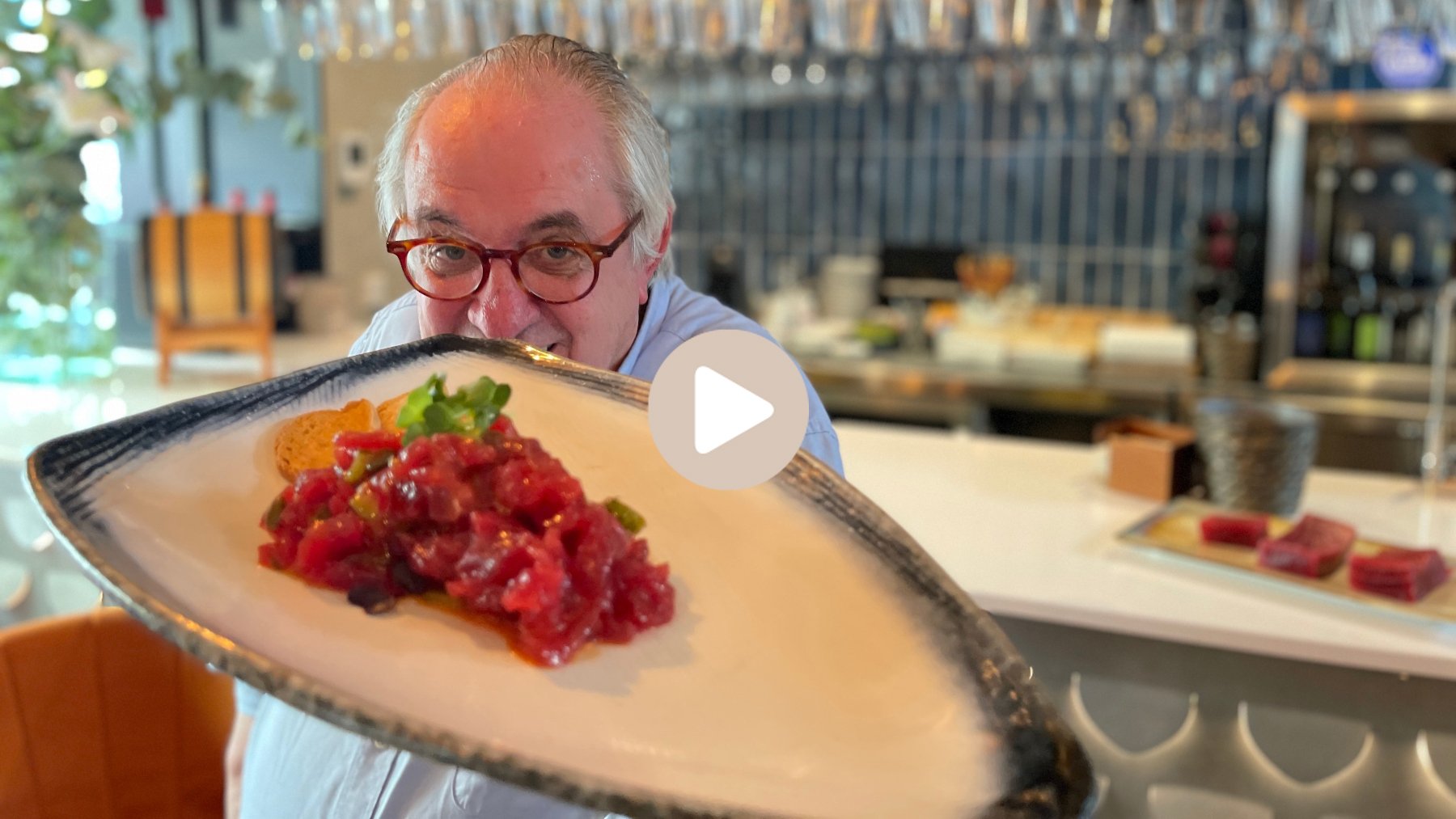 Cocinamos con el chef viral Rafuel y descubrimos con él todo sobre su ...