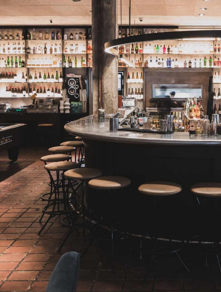 Desde Varro hasta Casa Canito: una ruta de tapeo (con clase) por Madrid