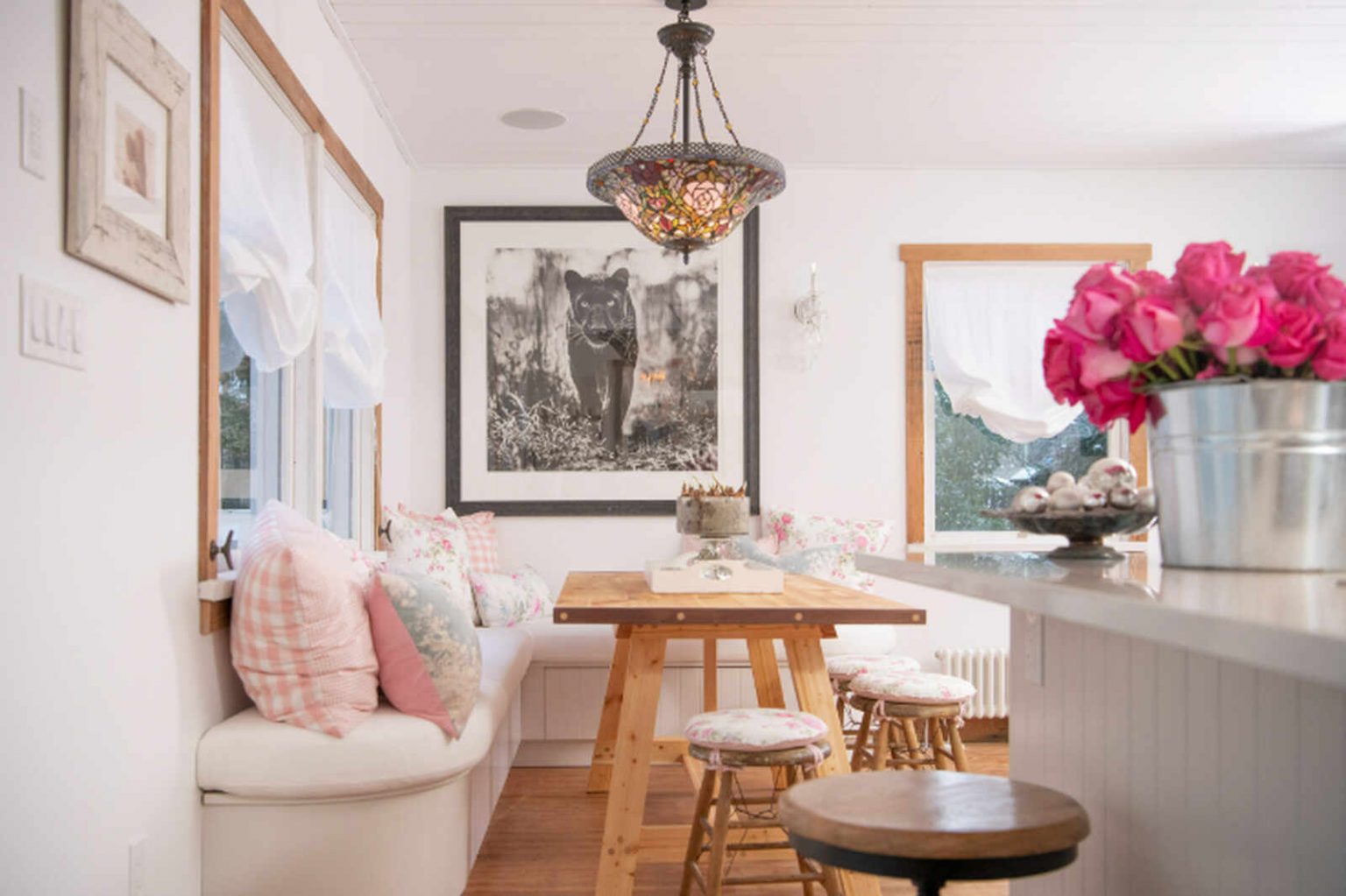 Así es la casa de Pamela Anderson de 1,8 millones: estilo rústico ...