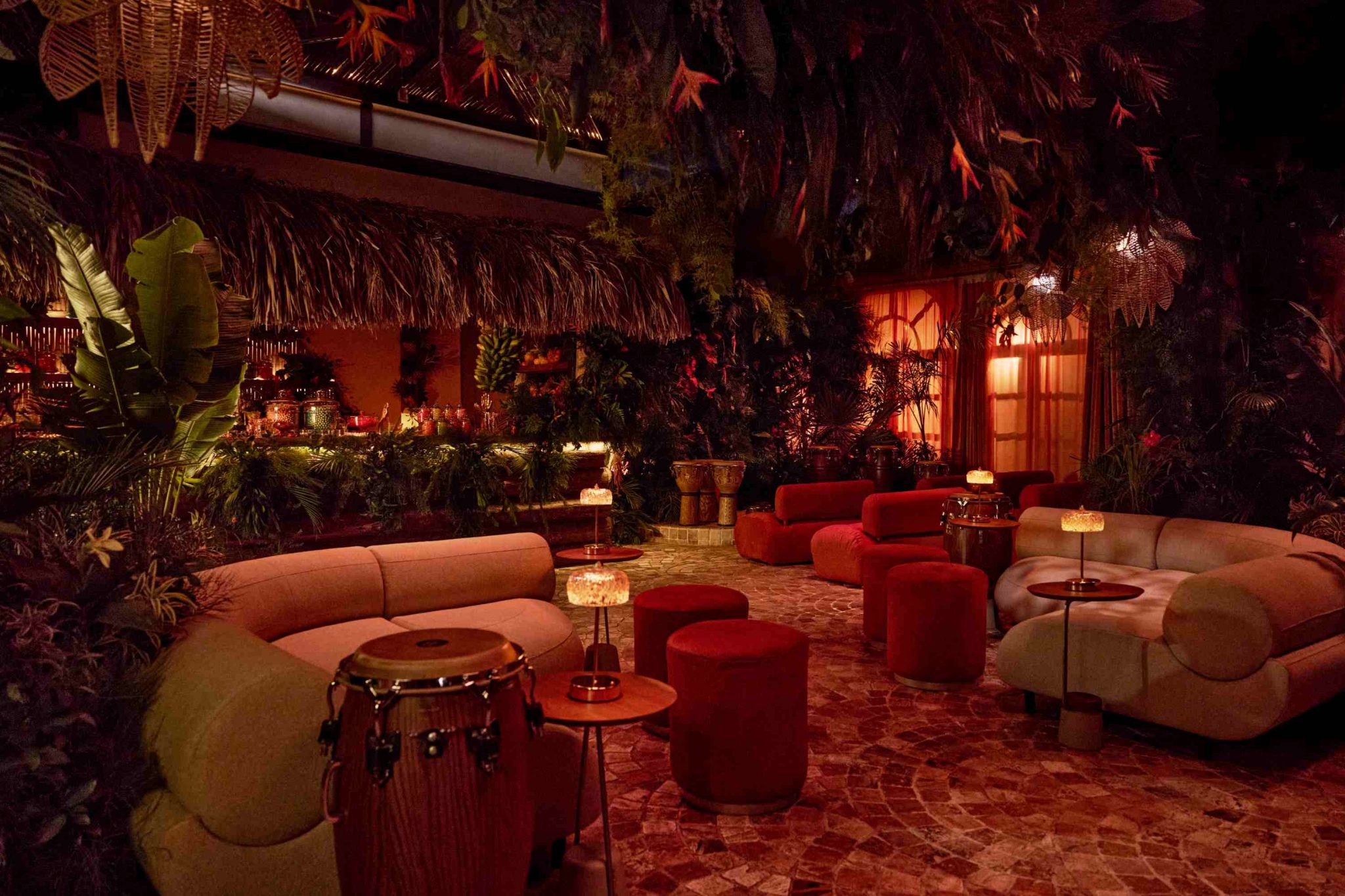 ENTREVISTA EXCLUSIVA: Karol G: "El nuevo álbum, 'Tropicoqueta', es mi carta de amor a lo que ...