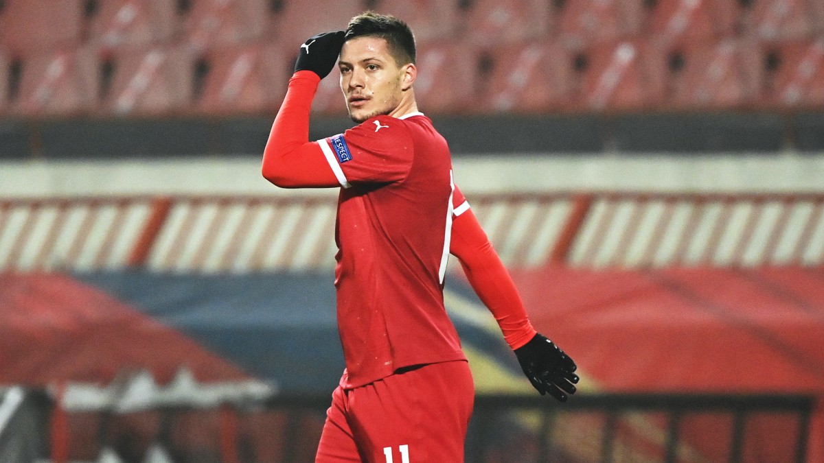 Jovic resucita con Serbia y firma un doblete