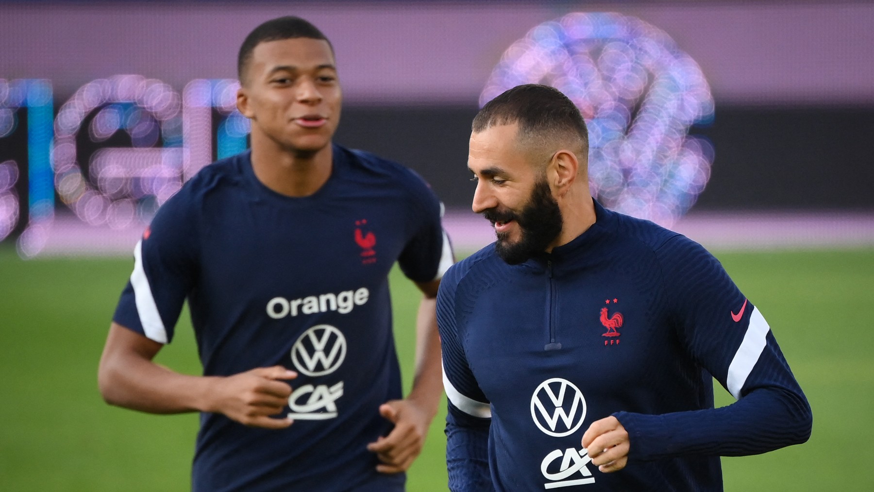 Karim Benzema: “Mbappé jugará en el Real Madrid, es cuestión de tiempo”