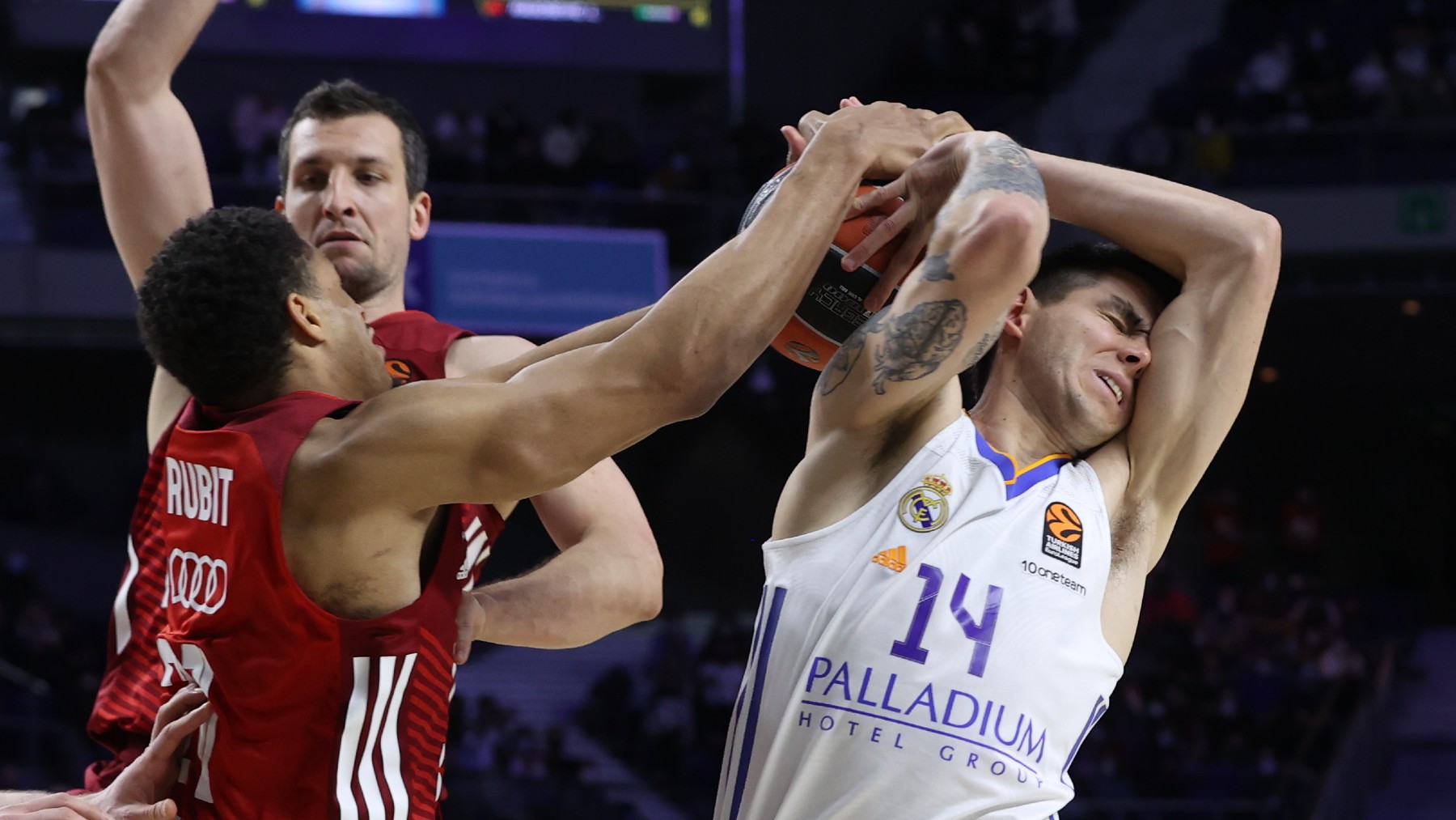 El Real Madrid toca fondo en un último cuarto para olvidar