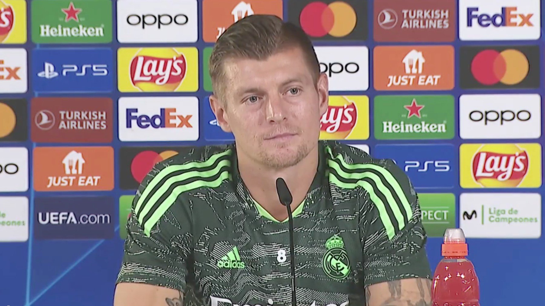 Kroos: "¿Mi futuro? Lo que es seguro es que no voy a cambiar de club"