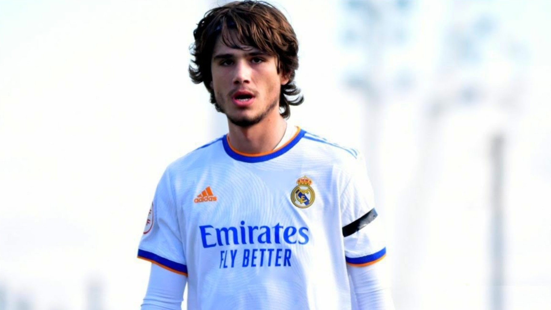 Julen Jon Guerrero se marcha cedido al Amorebieta