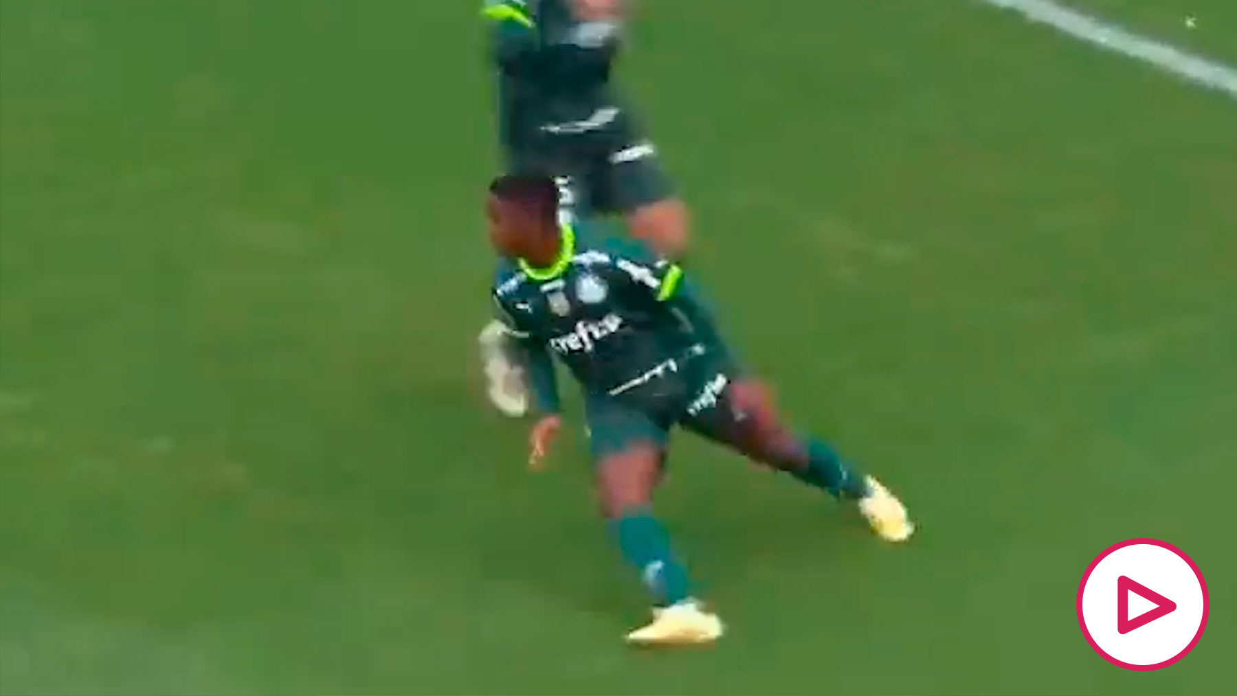 Endrick acalla a sus críticos con un gol y una jugada a lo Ronaldo Nazario