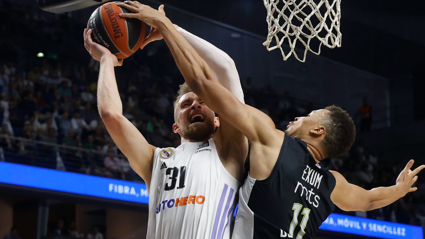 La terrible lesión de Exum tras la salvaje llave de Yabusele