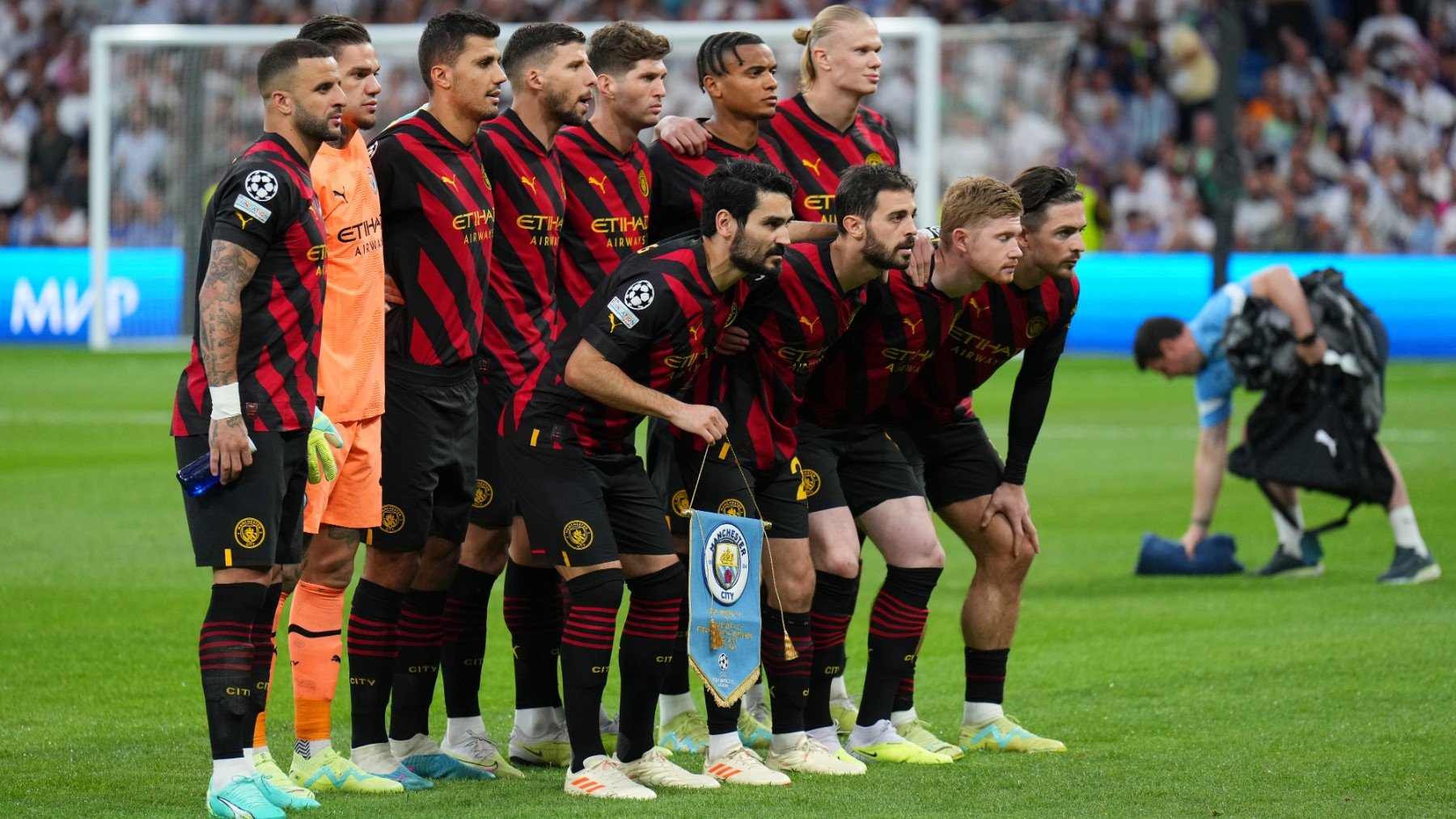 Once oficial del Manchester City contra el Real Madrid hoy