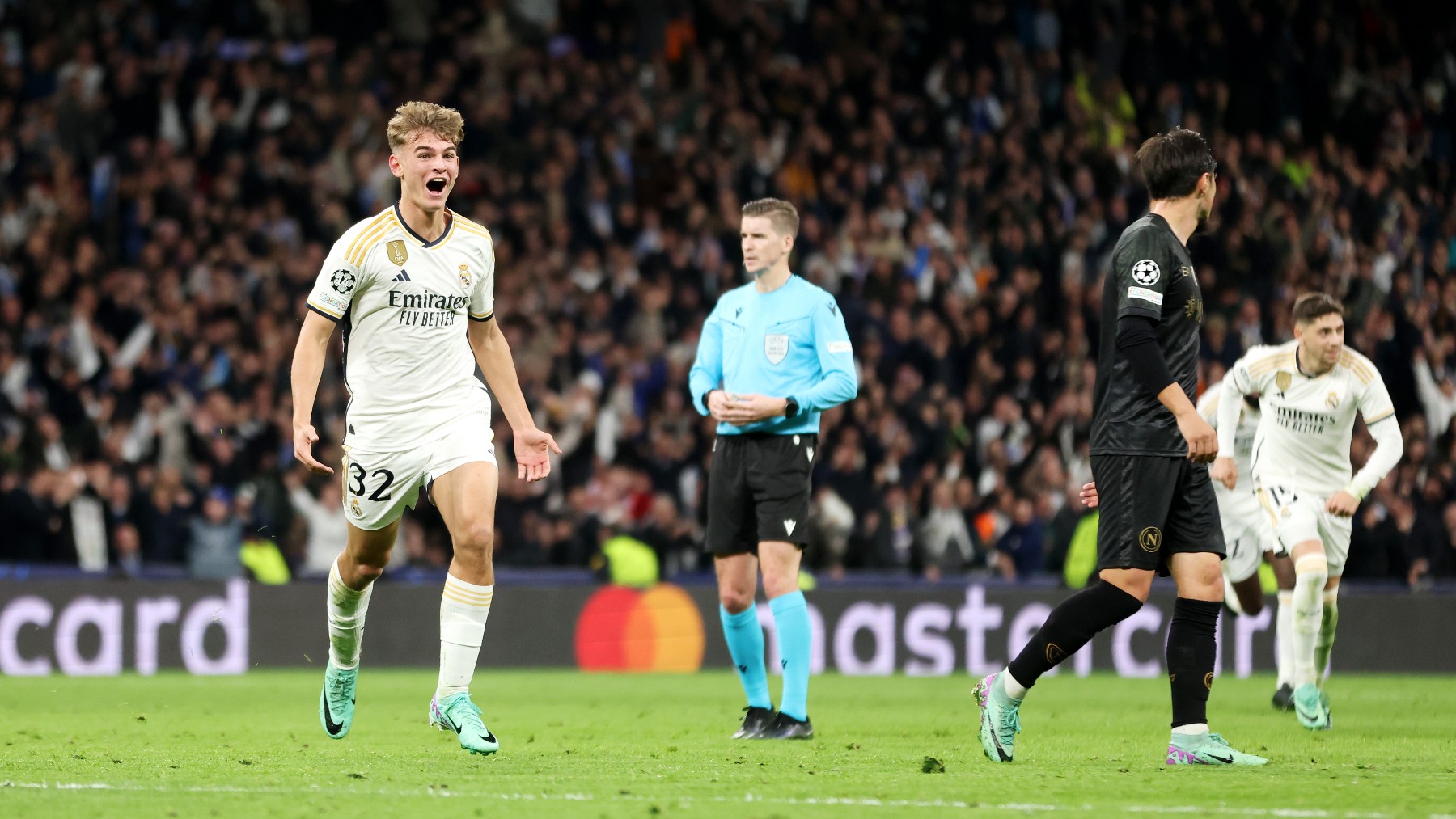 Nico Paz se presenta en sociedad