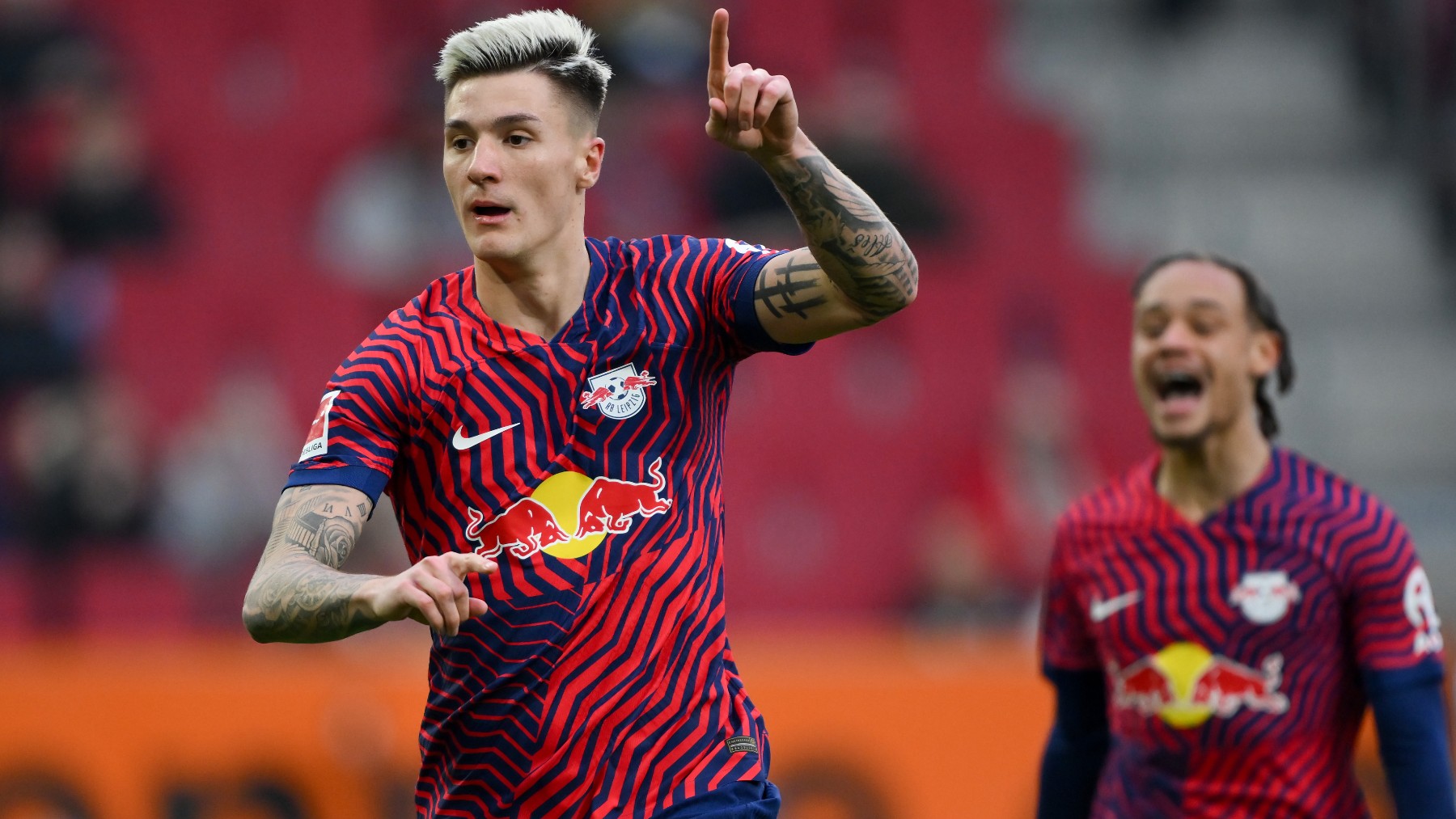 Sesko y Openda afinan la puntería antes de recibir al Real Madrid