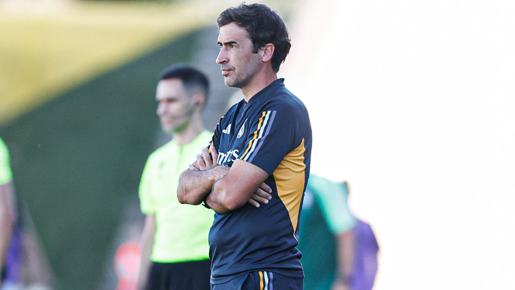 Raúl mantiene su futuro en el aire