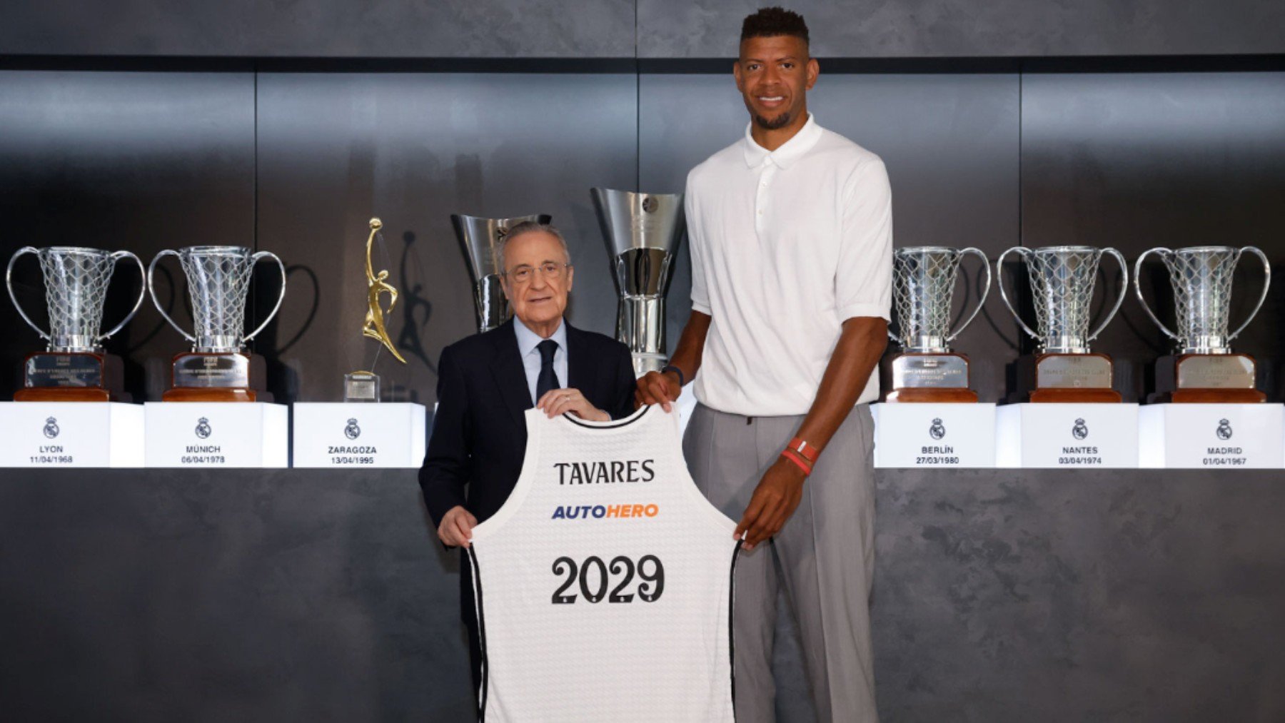 Oficial: Tavares renueva con el Real Madrid hasta 2029