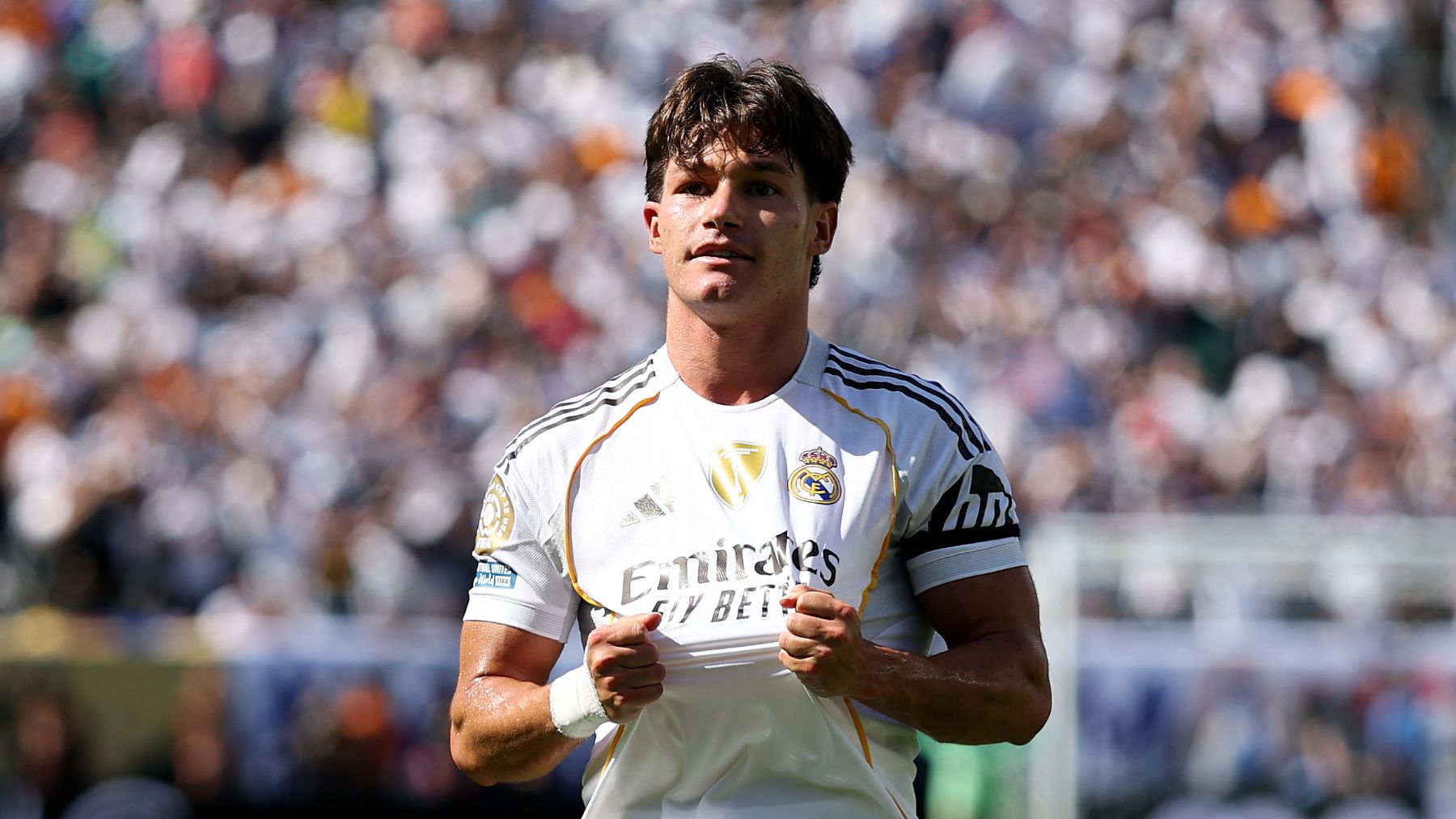 De lateral a lateral: así fabricaron Trent y Fran García otro golazo ...