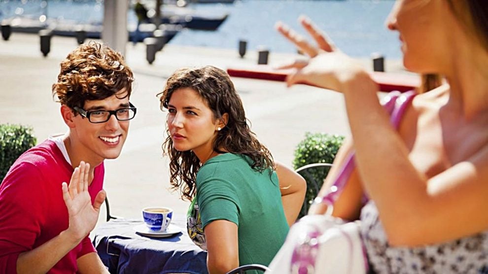 Cómo ayudar a gente paranoica paso a paso y de forma correcta