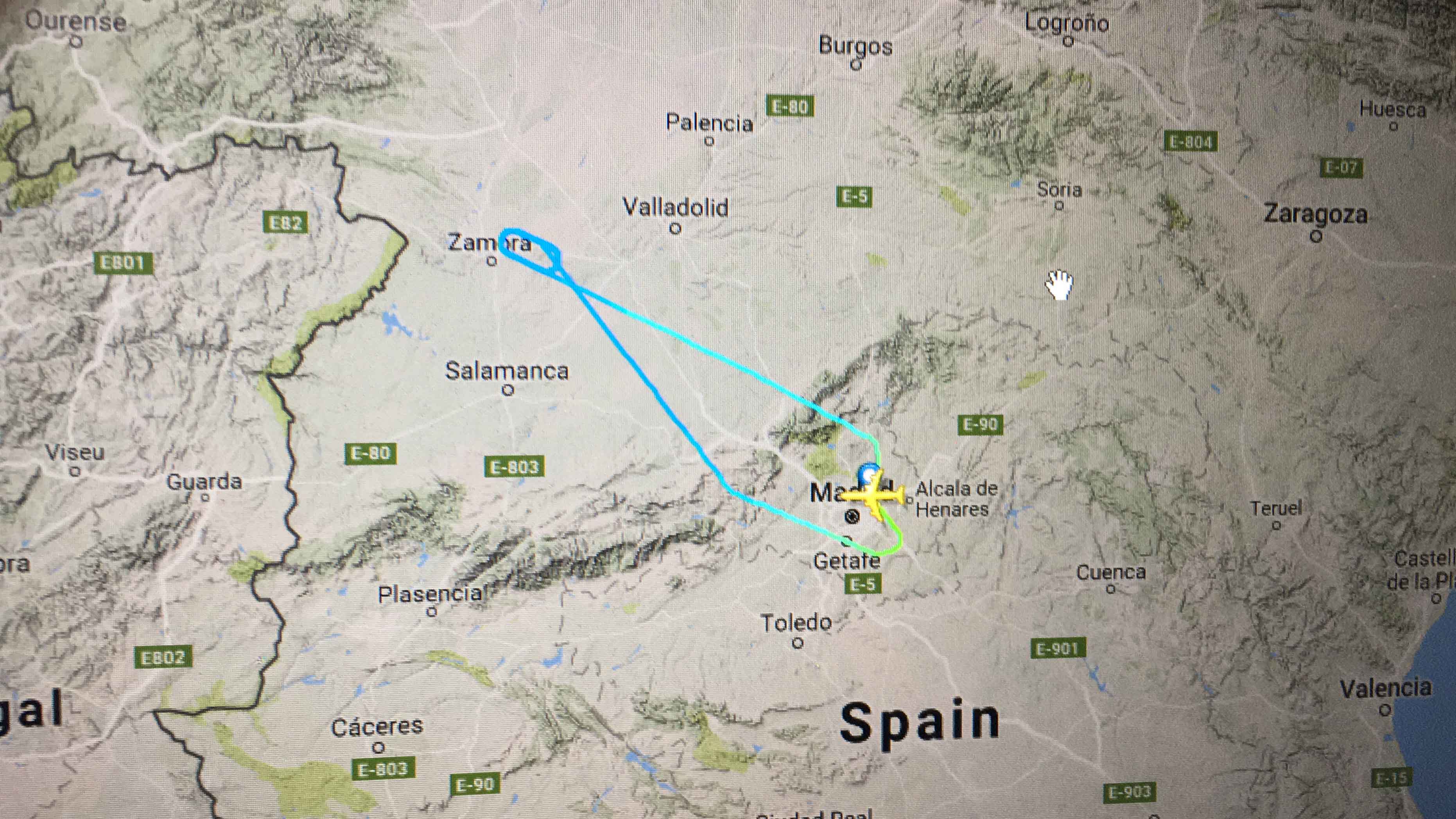 Regresa el 'cowboy' Pedro Sánchez de hacer las Américas