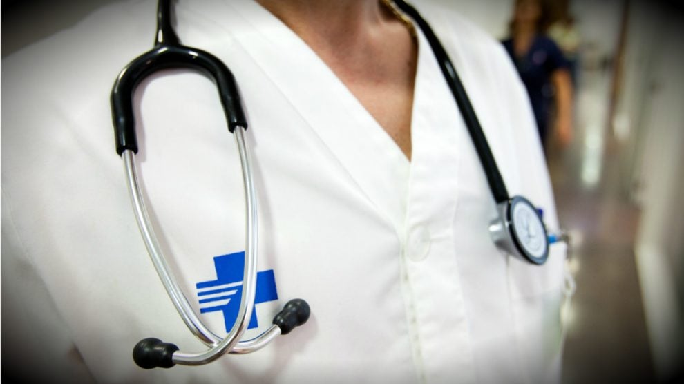 Cómo ayudar a gente paranoica paso a paso y de forma correcta