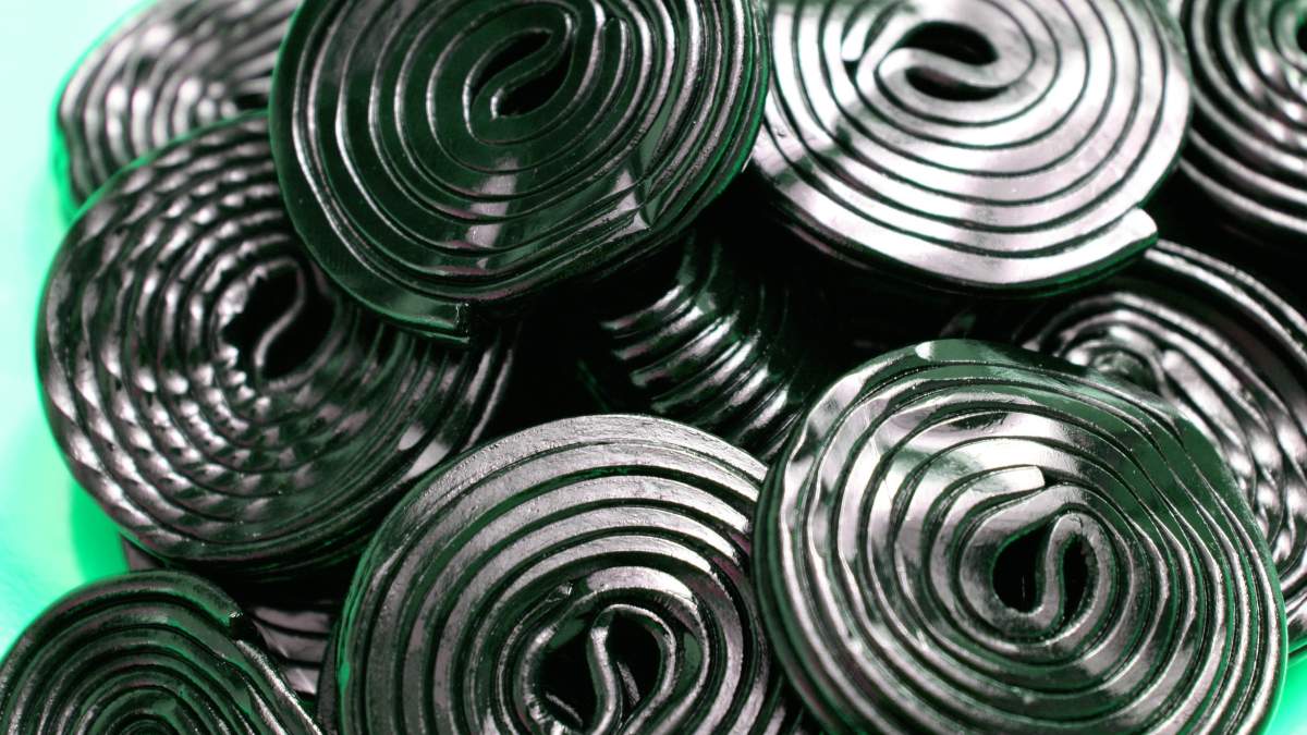 Regaliz: Propiedades, beneficios y contraindicaciones