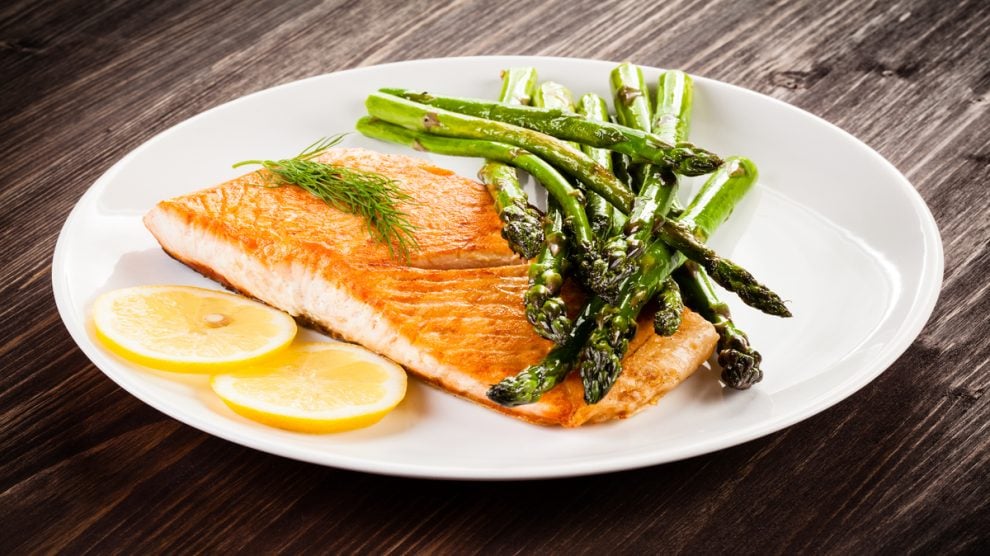 Receta de Salmón al microondas sano y fácil de preparar