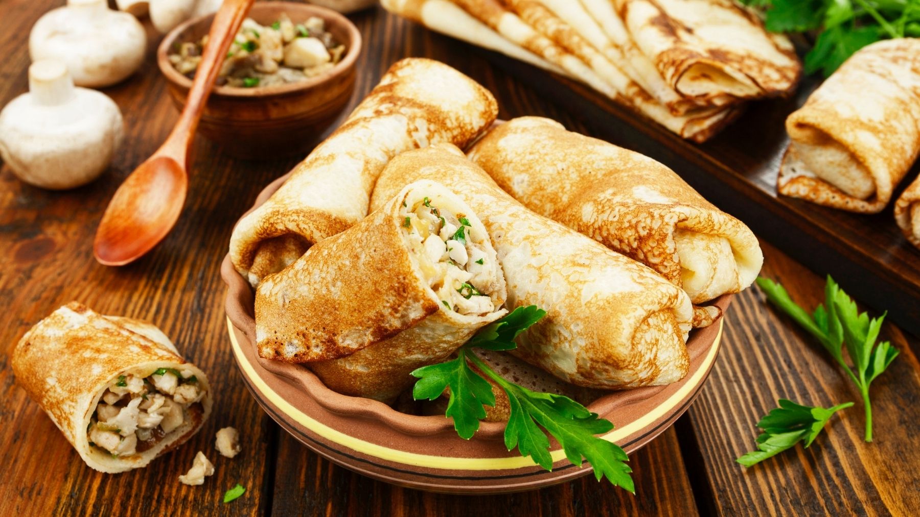 Receta de Crepes de pollo y queso fácil de preparar