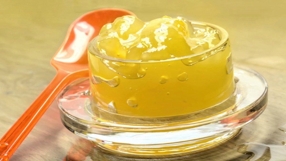 Receta de gelatina de limón, un postre nutritivo y sabroso