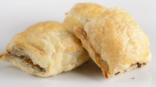 Receta de bollo preñao tradicional asturiano paso a paso