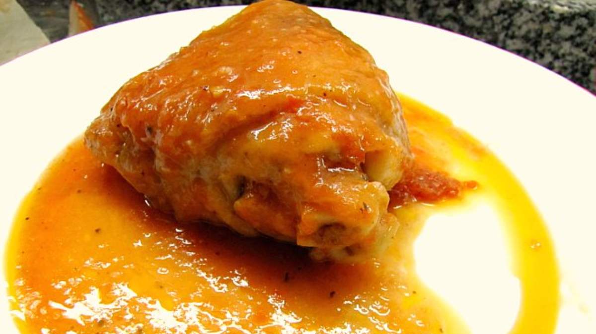 Receta de pollo con tomate y cebolla fácil de preparar