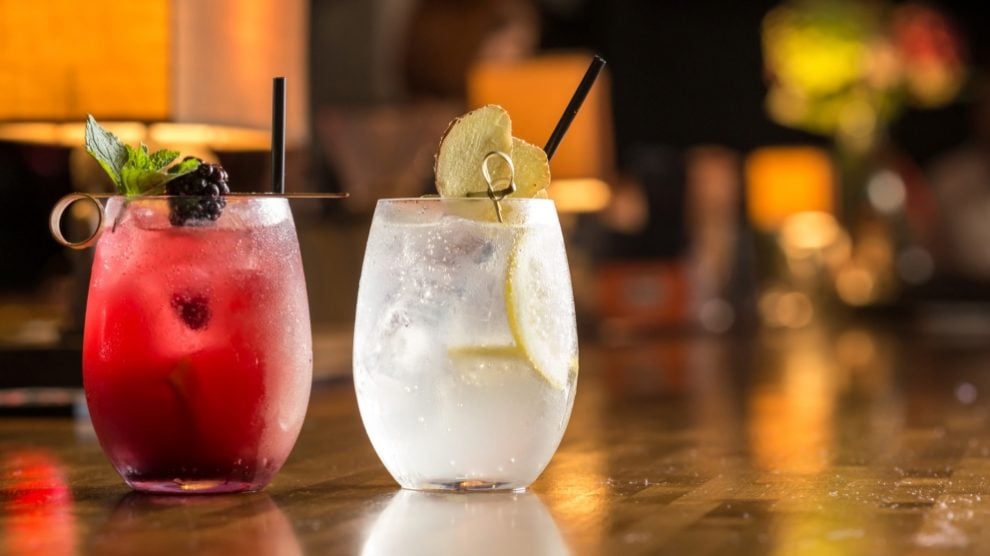 Receta de limonada rosa o pink lemonade