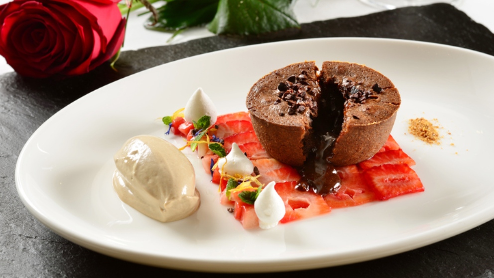 5 recetas con chocolate rosa fáciles y originales