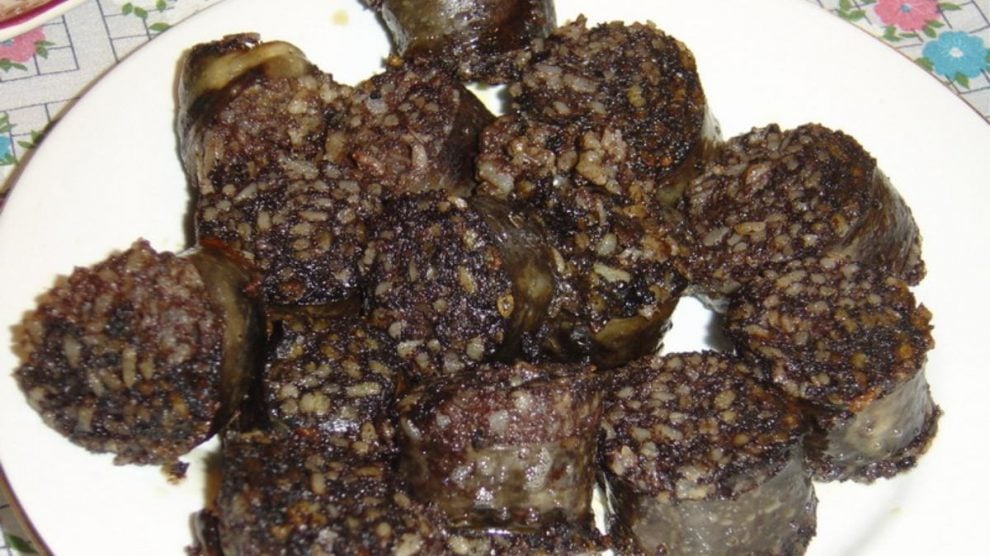 Pimientos rellenos de morcilla
