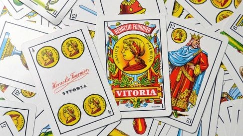 Cómo jugar a la escoba paso a paso